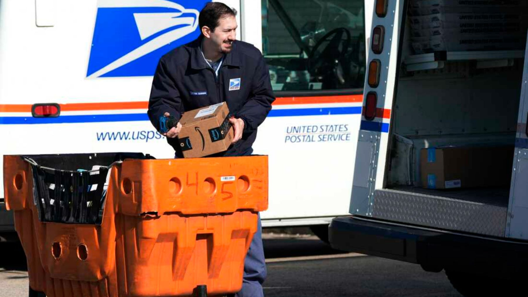 Farewell to the US Postal Service - more than 10,000 employees will be ...