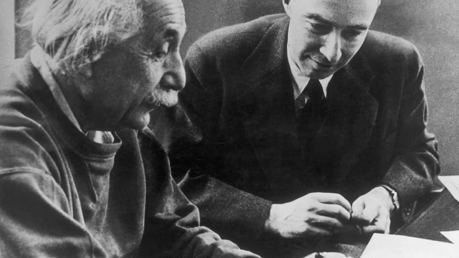 Farewell to silence - Albert Einstein's powerful letter against the ...