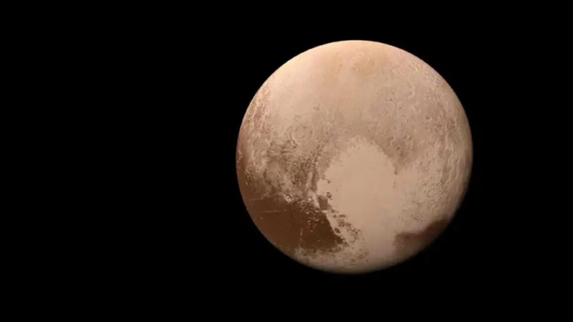 It's official now - scientists confirm an unprecedented find on Pluto ...