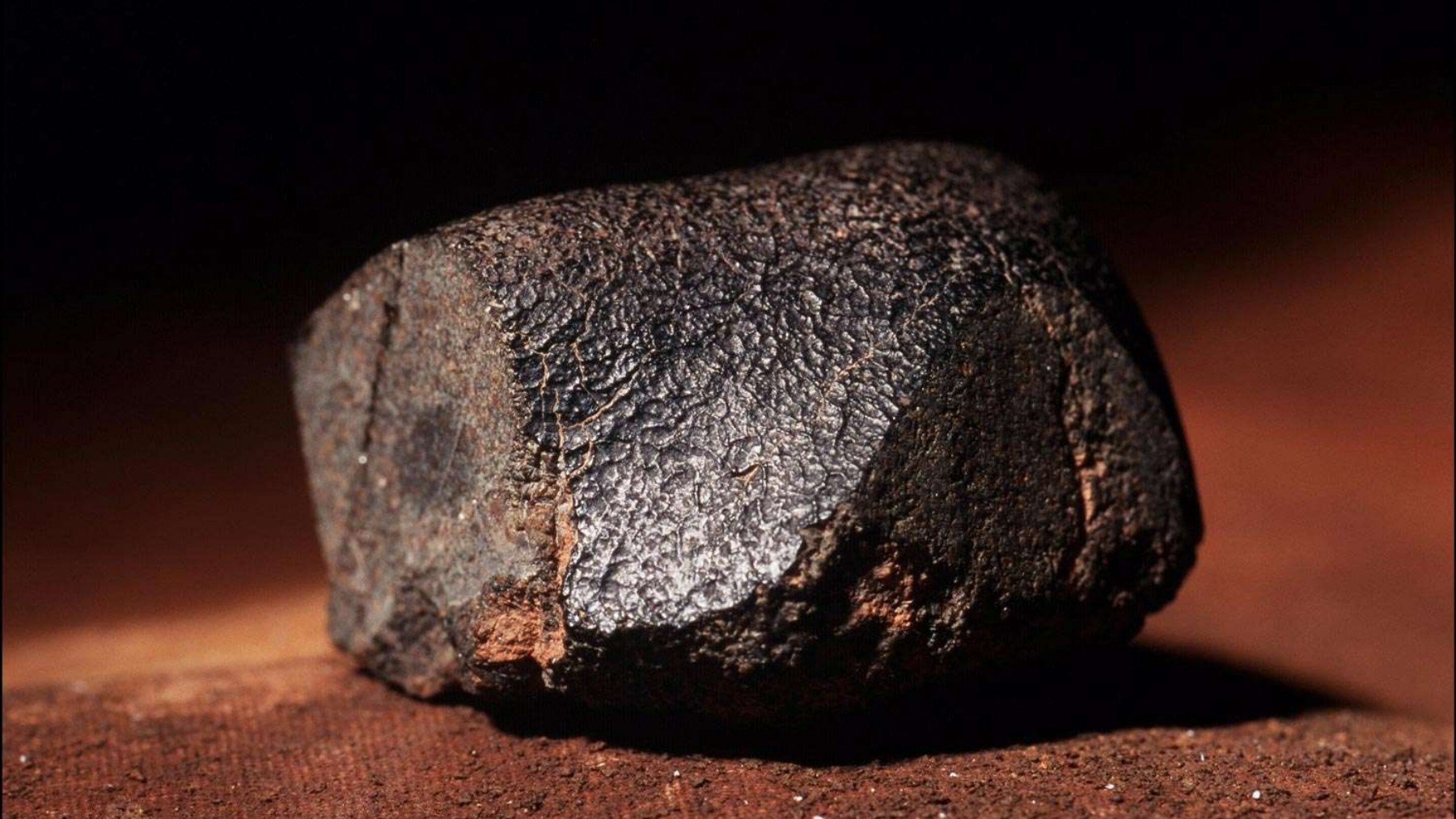 It's official—the world's most coveted Martian meteorite will be sold ...