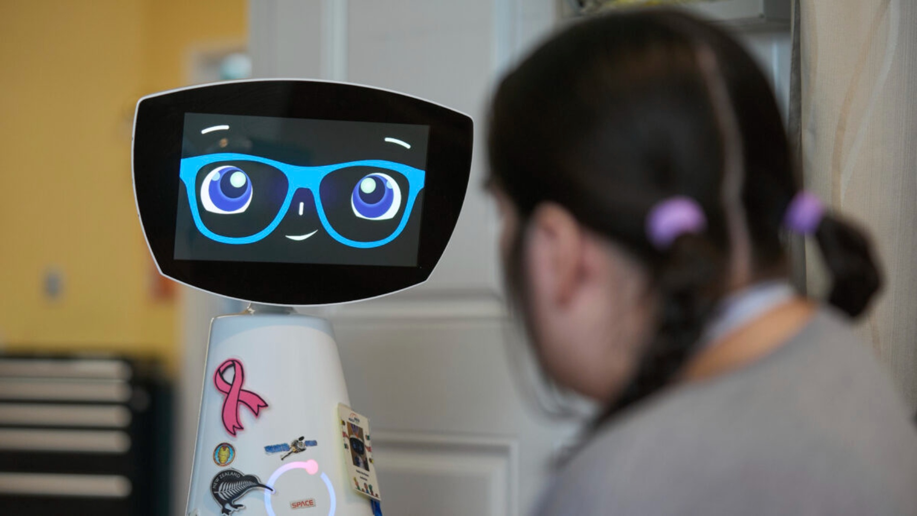 It's official—Robin, the robot that acts like a 7-year-old girl, is ...