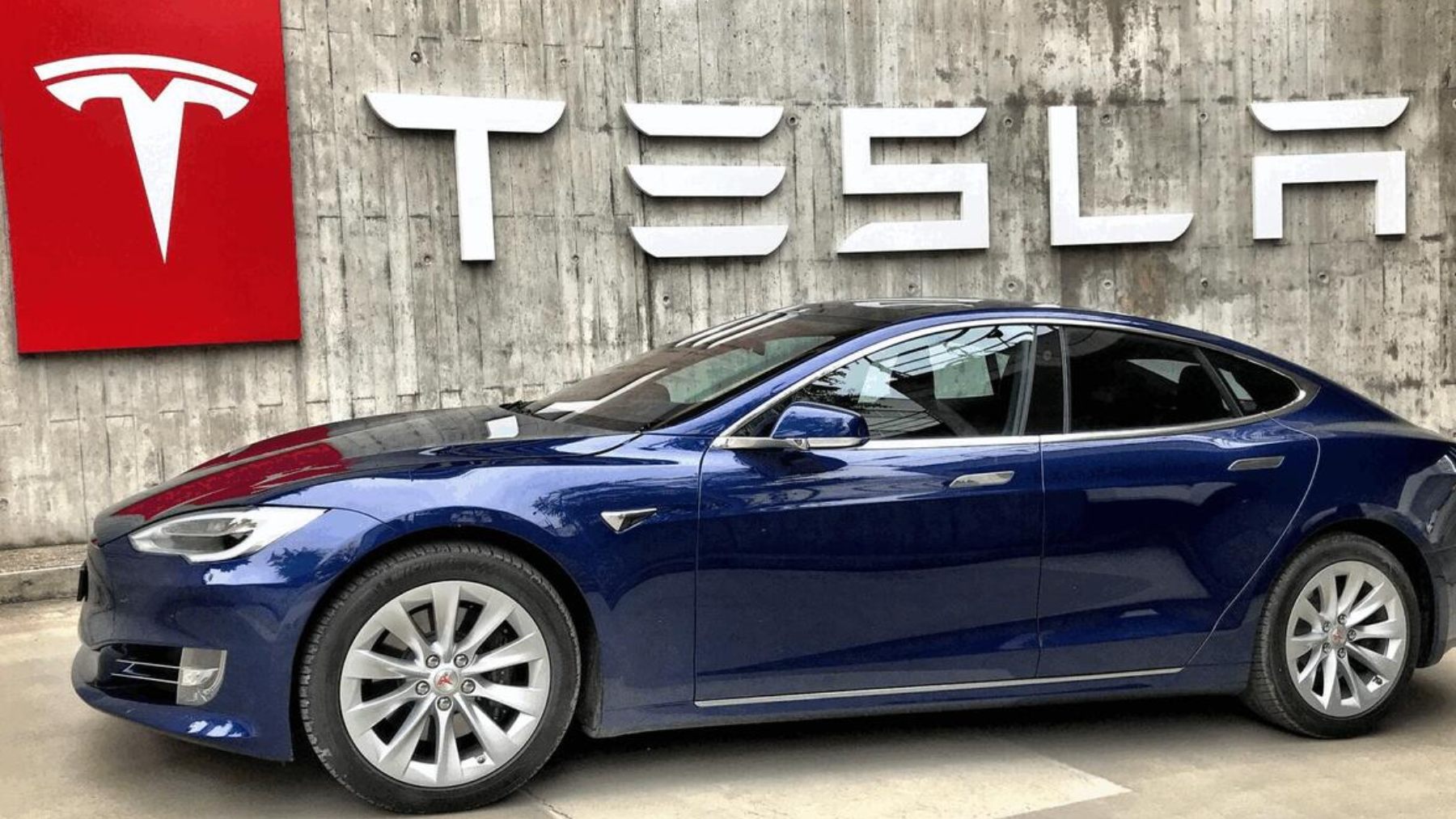 It's official—while Tesla and Toyota are betting everything on electric ...