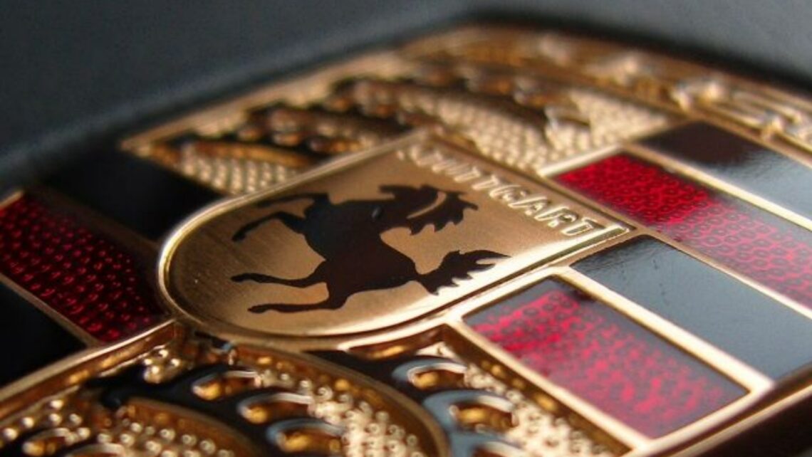 It's official—Porsche confirms that the electric 718 will be its ...