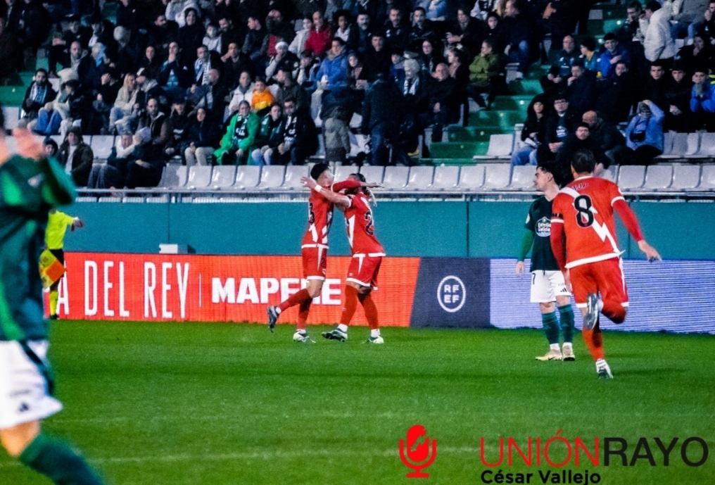 'Pacha' Espino inauguró el contador de goles en Ferrol