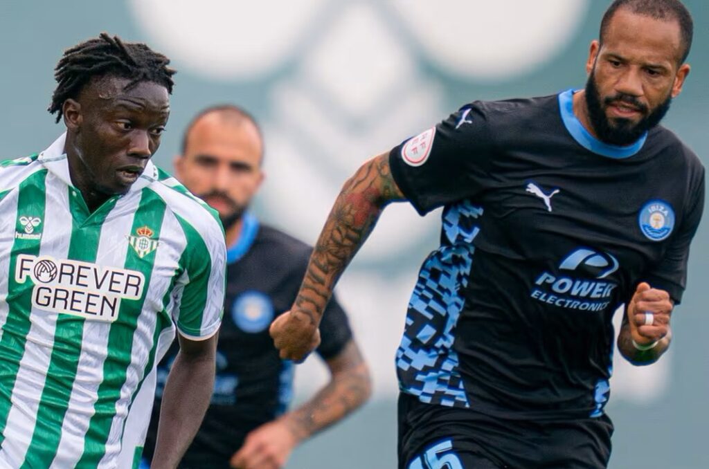 Bebé vuelve a anotar un golazo con el Ibiza